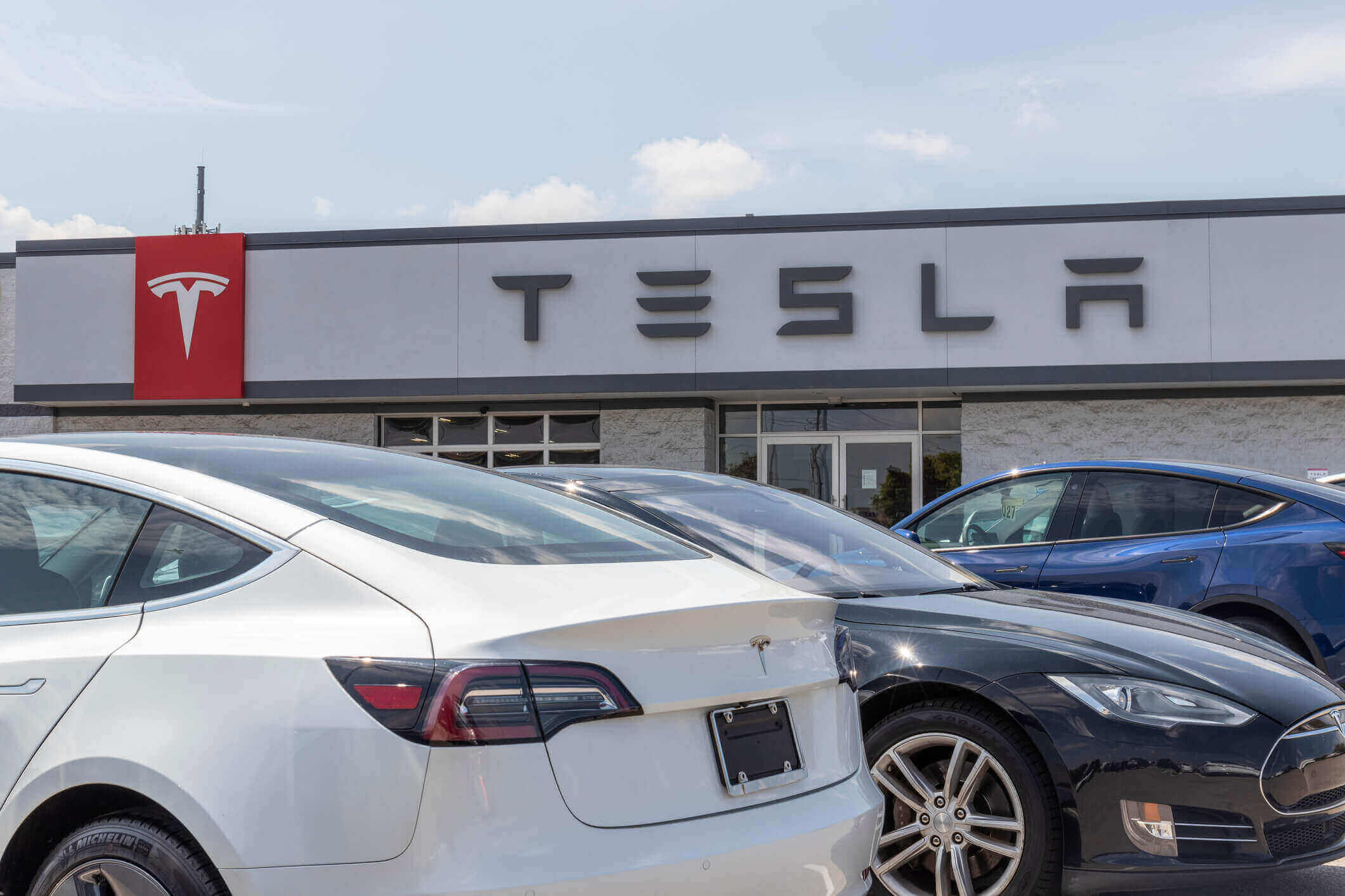 Best apps for tesla model 3 store